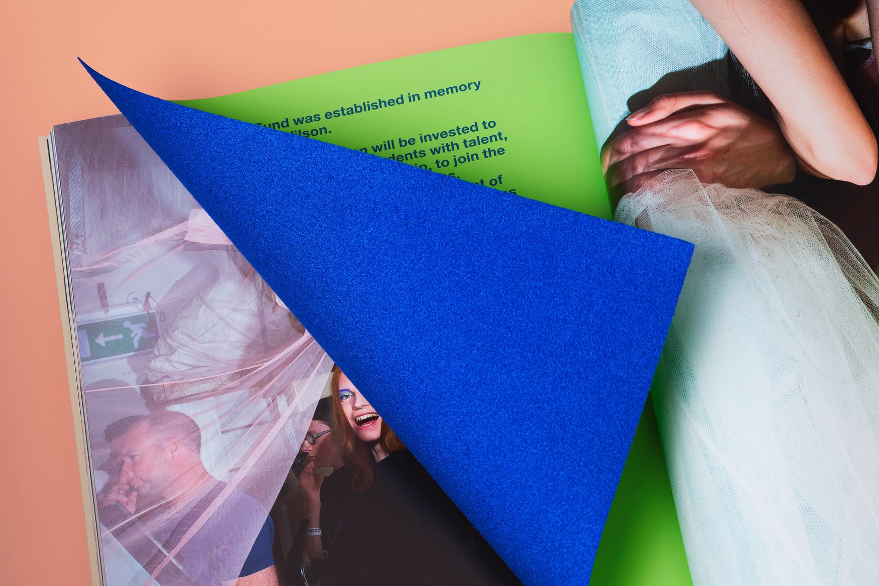 UAL – Anna Fox: BLINK, 2018 (Publication) | Graphic Thought Facility